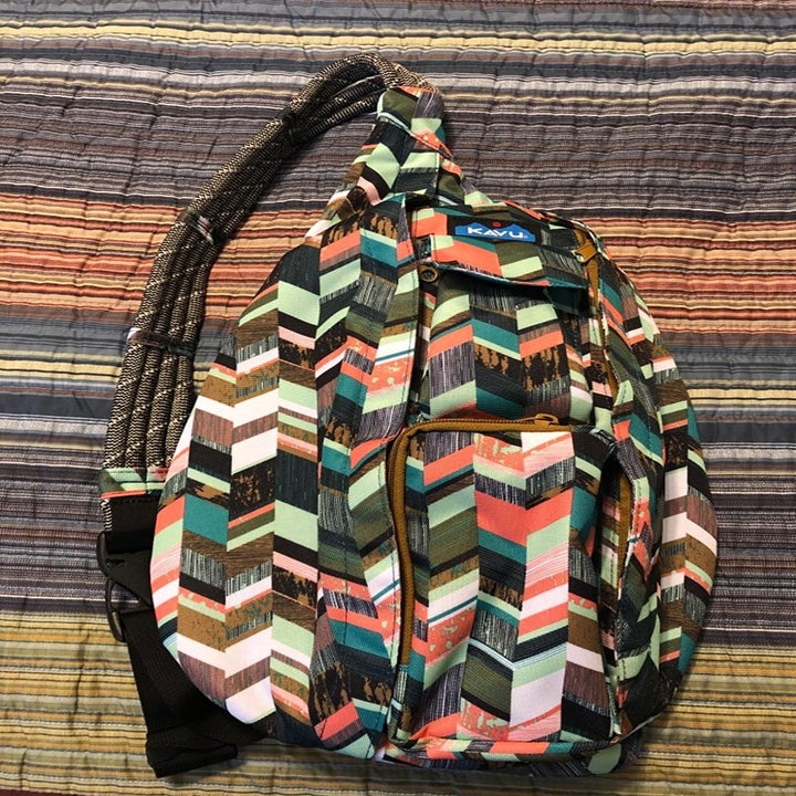 Stylish & Spacious: 20 Roomy Purses That Look Amazing