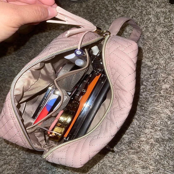 Stylish & Spacious: 20 Roomy Purses That Look Amazing