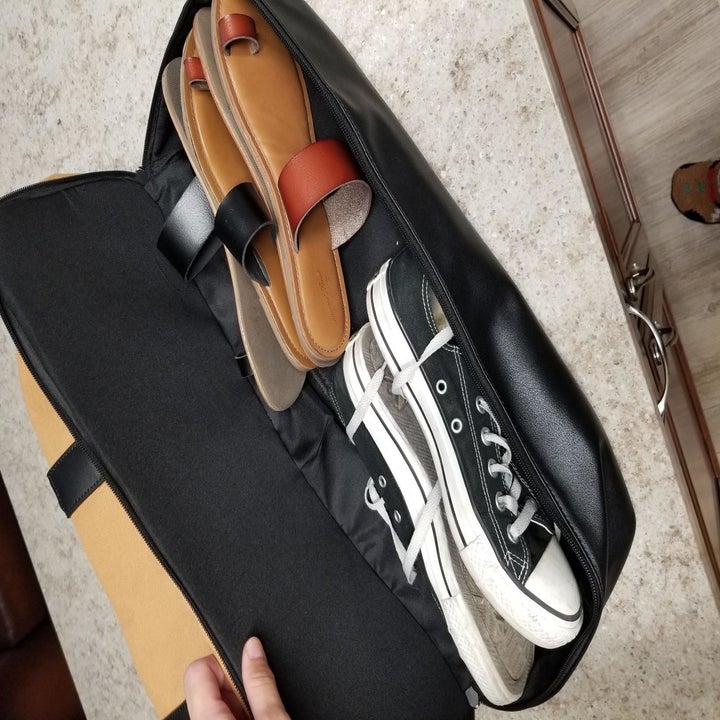 Stylish & Spacious: 20 Roomy Purses That Look Amazing