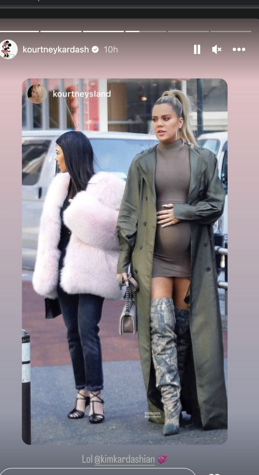 Kim Kardashian Apologizes To Khloé, Kourtney Over Clown Outfit Argument Kim Kardashian Apologizes To Khloé, Kourtney Over Clown Outfit Argument