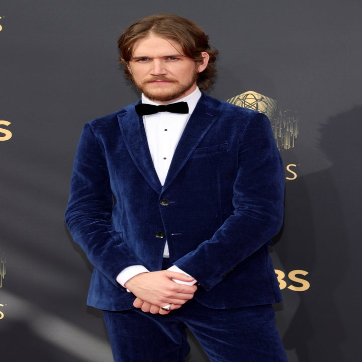 Keith Urban's TikTok Of Phoebe Bridgers, Bo Burnham Kissing