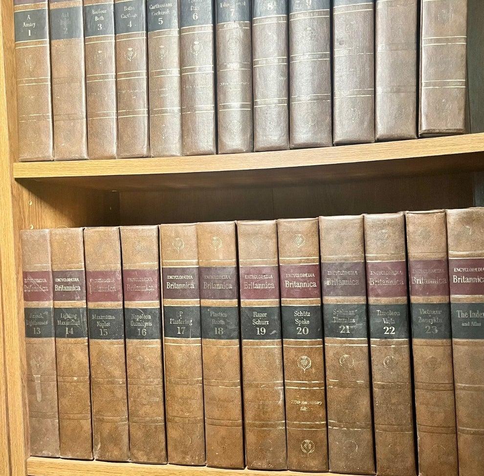 33 Outdated Things That Older Generations Miss