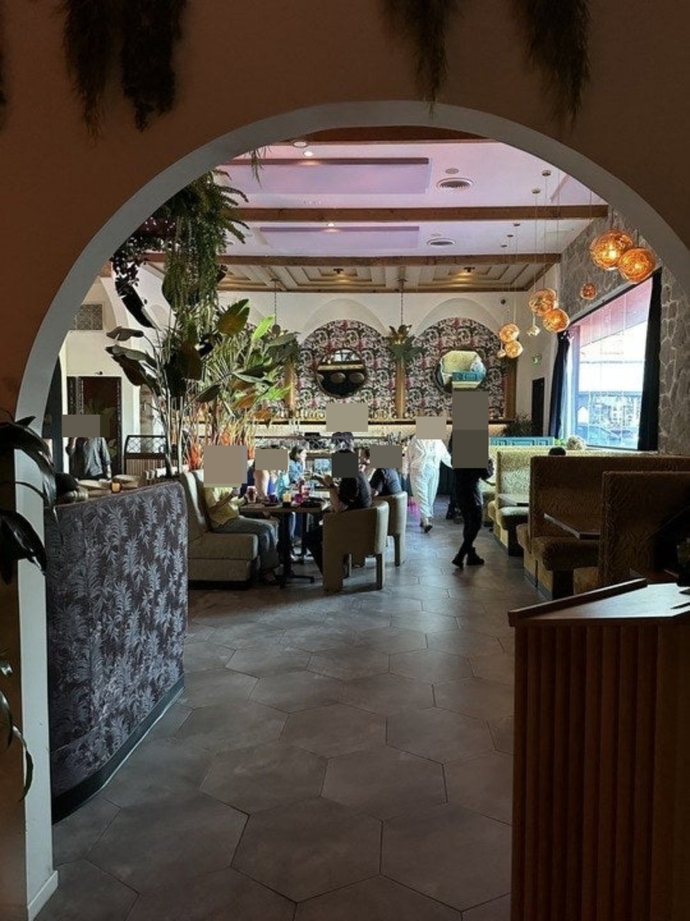 Schwartz & Sandy's: We Reviewed VPR's Newest Restaurant