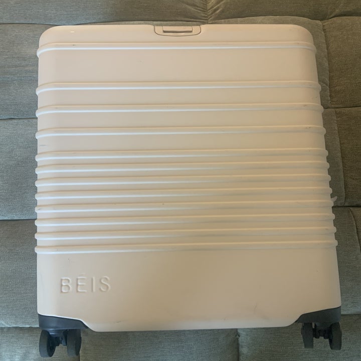 Shay Mitchell's Béis: 6 Travel Products Honest Review