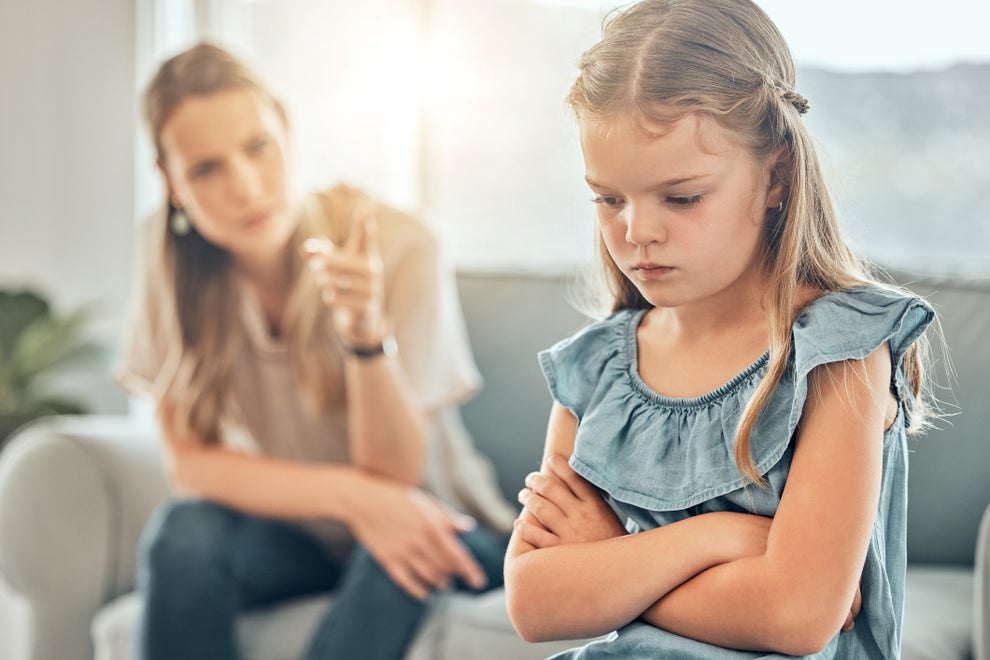 24 Toxic Lessons Parents Taught Their Kids