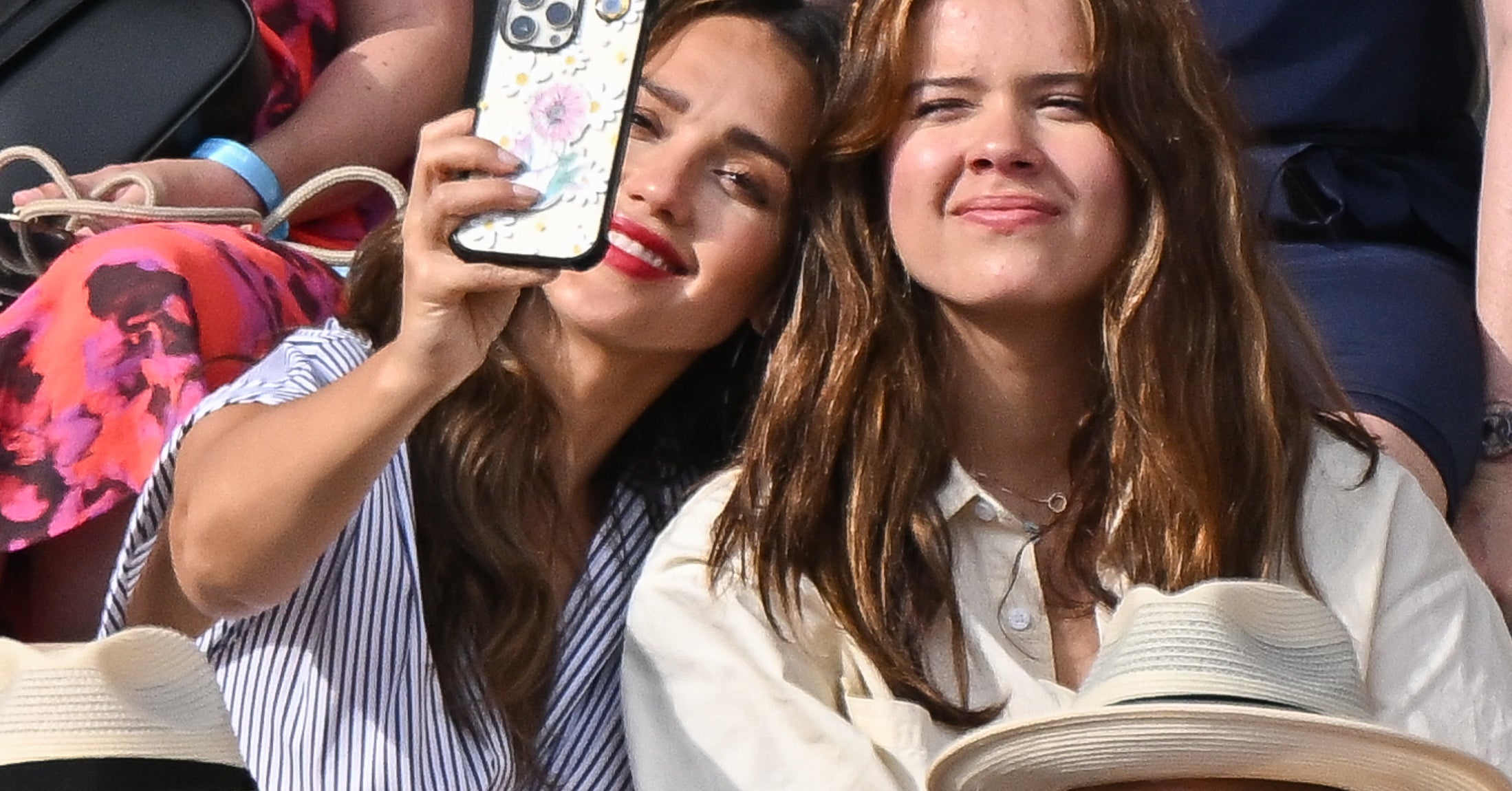 Jessica Alba And Daughter Honor Attend French Open