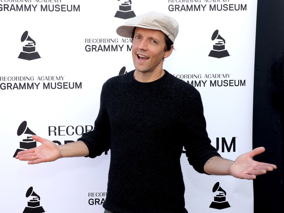 15 Famous Men Who Are Bisexual