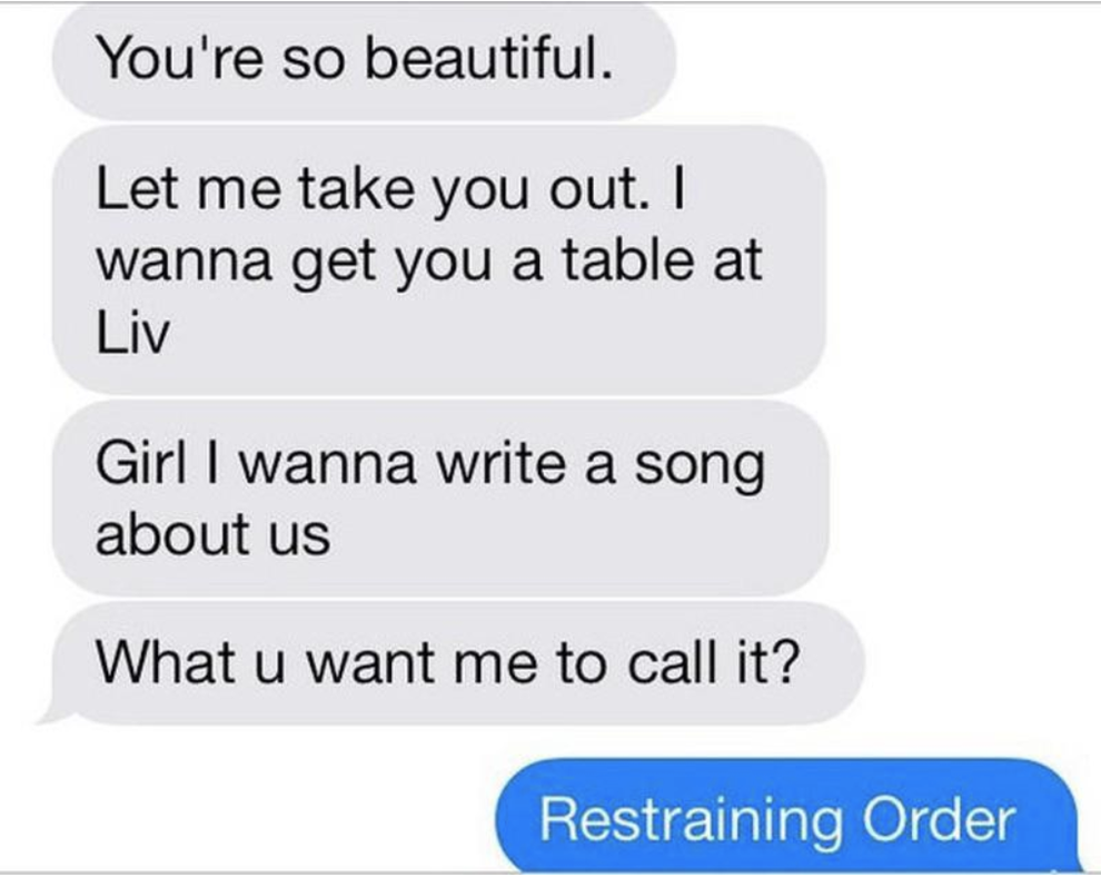 25 Cringey Texts That Are Just So, So Awkward