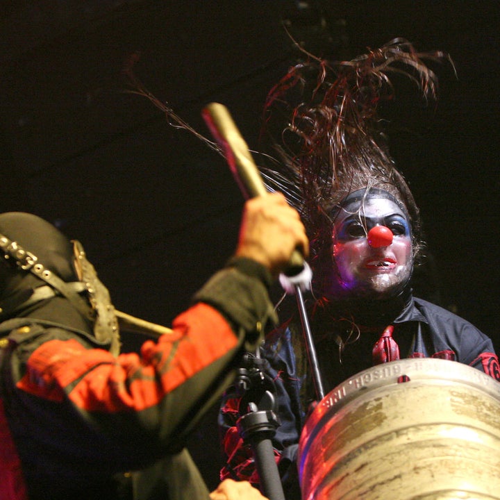 17 Famous Artists Injured During Their Concerts