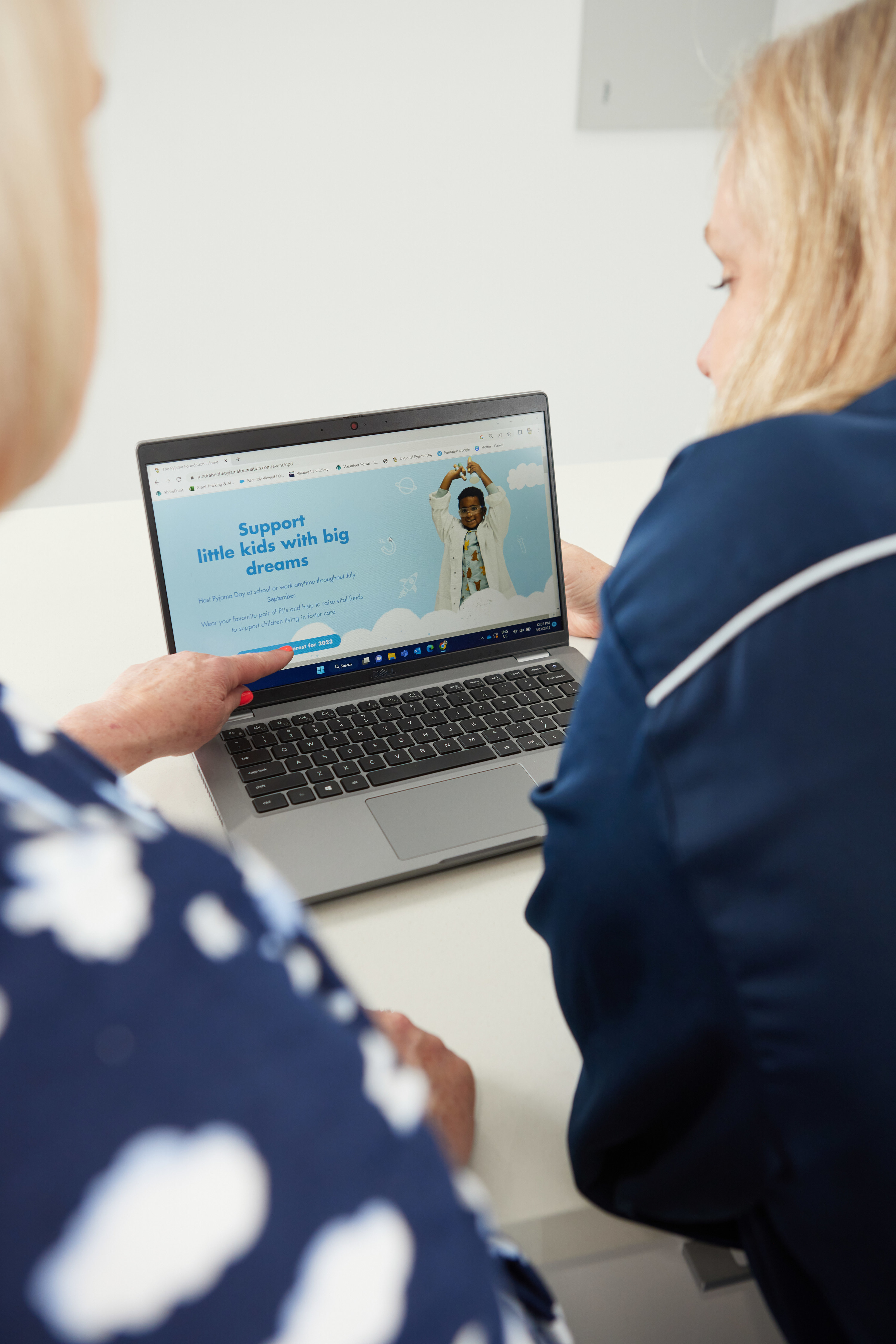 Work In Your Pyjamas All Day? Now You Can Do It For A Good Cause