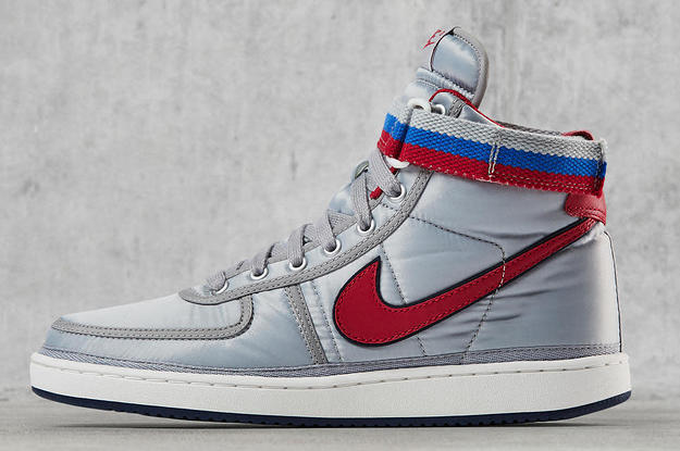 A Classic Nike Basketball Sneaker Returns | Complex