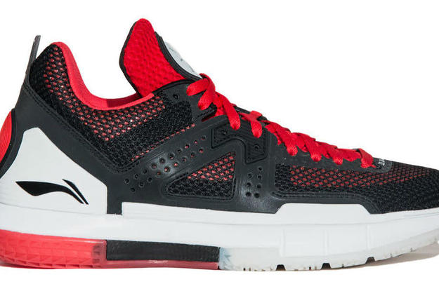 Li-Ning Commemorates Dwyane Wade's First Day with the Brand | Complex