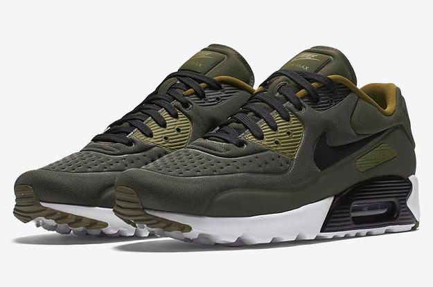 Fall Colors Turn Up on Nike Classics | Complex