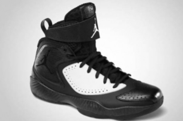 Air Jordan 2012 Deluxe - Black/White - Official Images & Release Date ...
