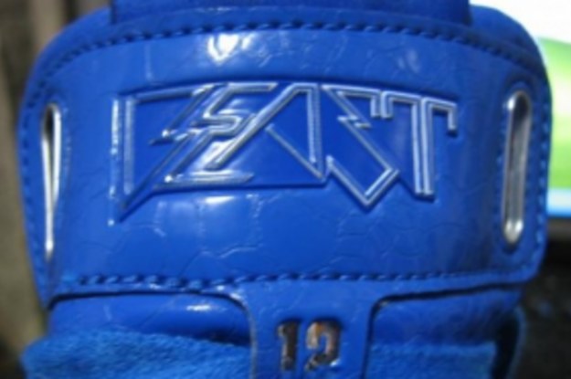 adidas Beast Commander - Bright Blue/White/Metallic Silver - Detailed ...