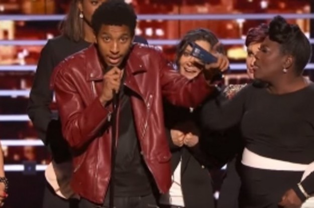 A Stage Crasher at the People's Choice Awards Co-Signed Kanye West's ...