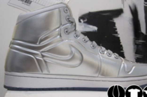 Air Jordan 1 Anodized - Silver | Complex
