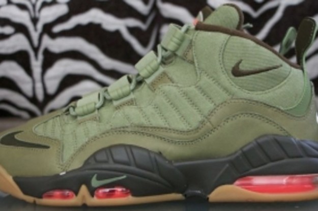 Chris Webber Nike Retros Are Back Again | Complex