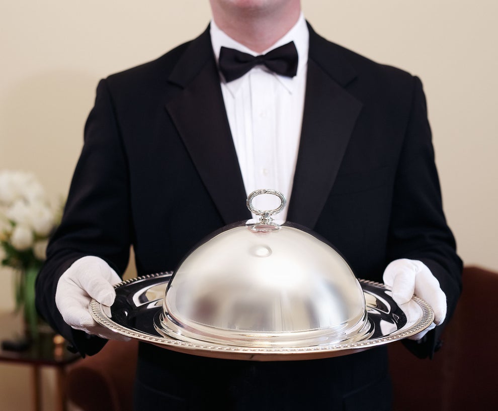 16 Subtle Signs Someone Is Wealthy And Not Merely Rich