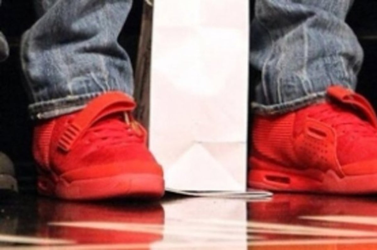 Jordan 4 Red October