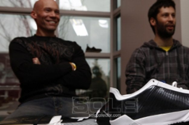Eric Avar & Tom Luedecke Detail The Zoom Kobe V | Complex