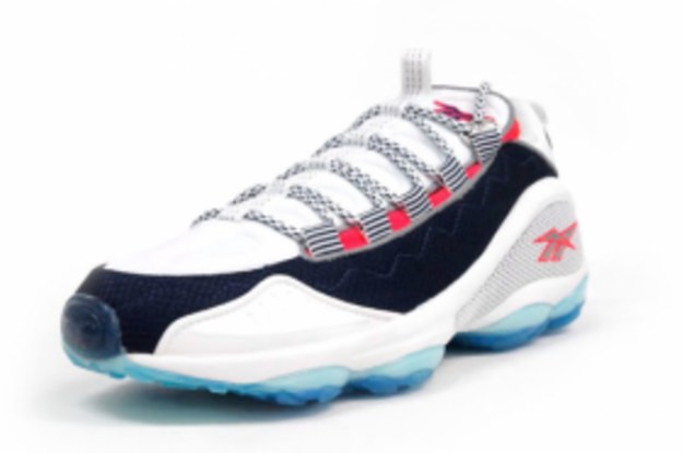 Reebok DMX Run Retro - White / Navy / Pink | Complex