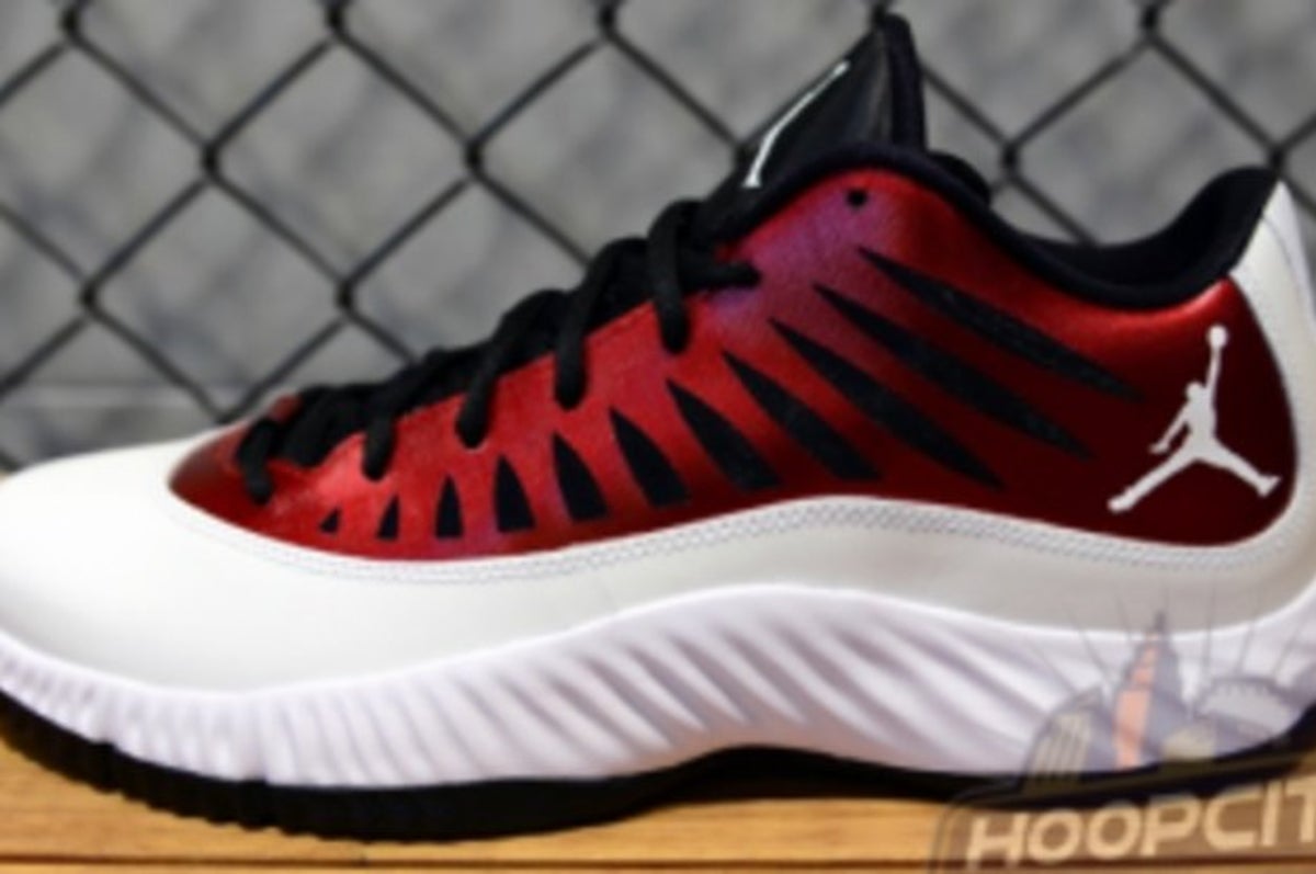 Jordan Superfly 1 Low