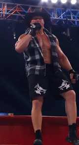 17 Weird Moments That Look Like Video Game Glitches