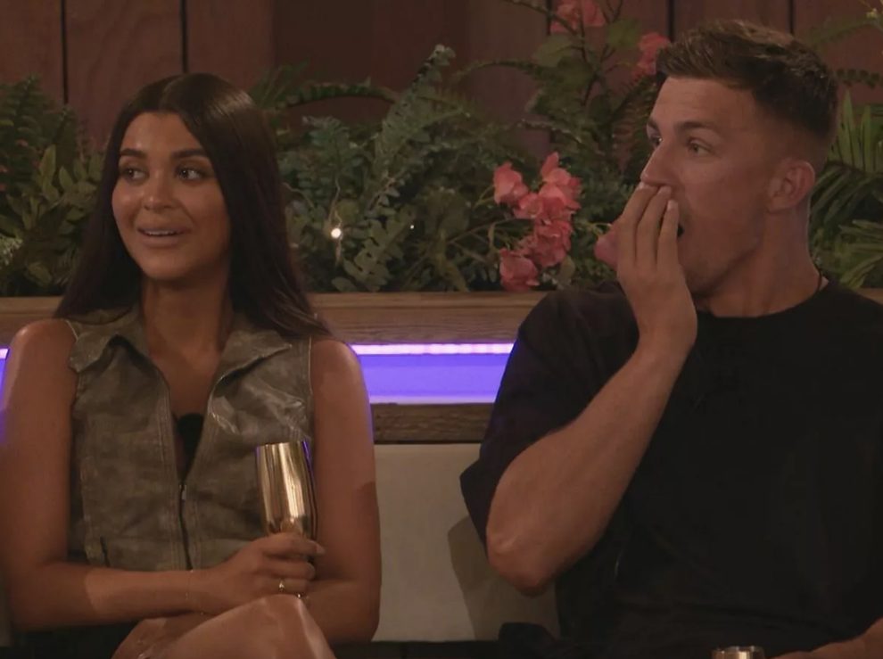 16 Embarrassing Secrets People Revealed About Their Exes