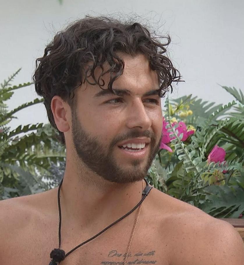 16 Embarrassing Secrets People Revealed About Their Exes