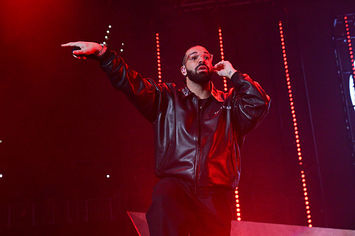 Watch Drake Bring Out J. Cole During It's All a Blur Tour Stop | Complex