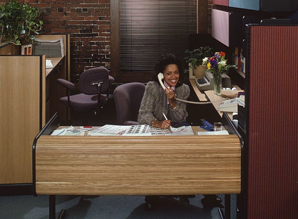 21 Outdated Workplace Rules Of Professionalism