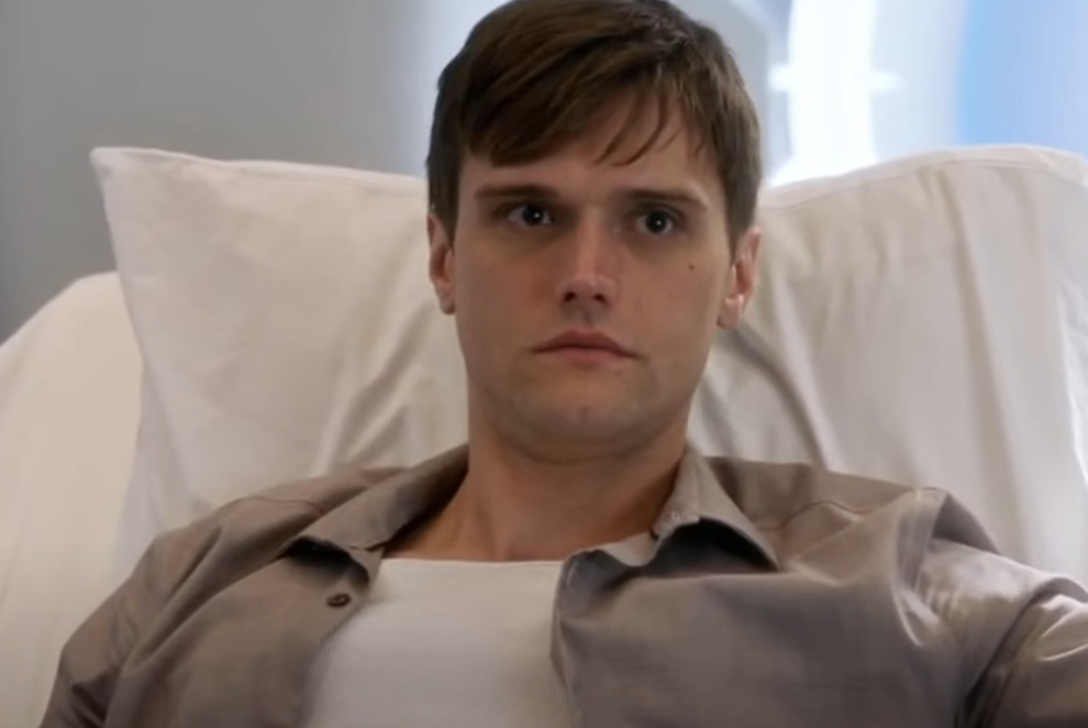 29 TV Actors Whose Careers Were Ruined Overnight