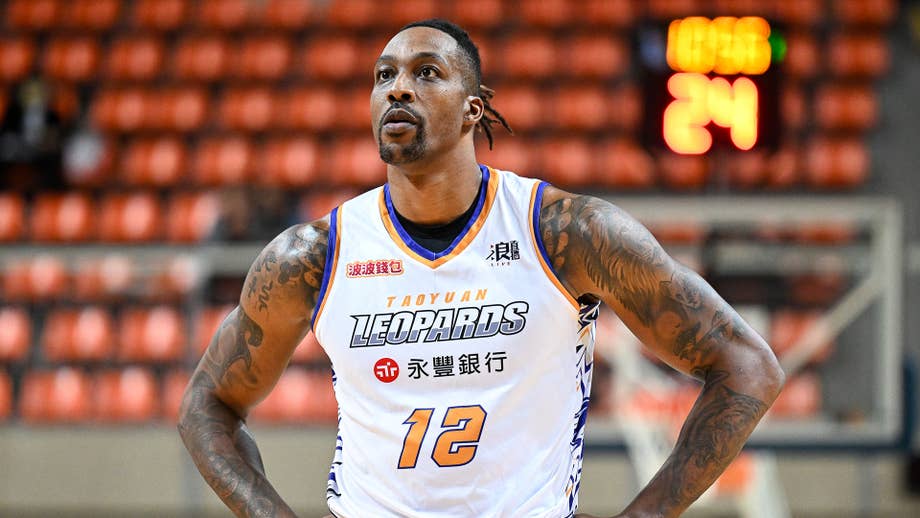 Dwight Howard Offers Zion Williamson and Ja Morant Advice | Complex