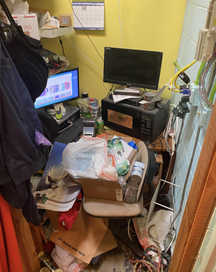 35 Awful Workplaces That Just Sound So Toxic