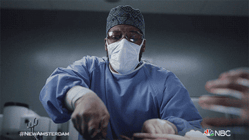 18 Scary Moments Surgeons Had During An Operation