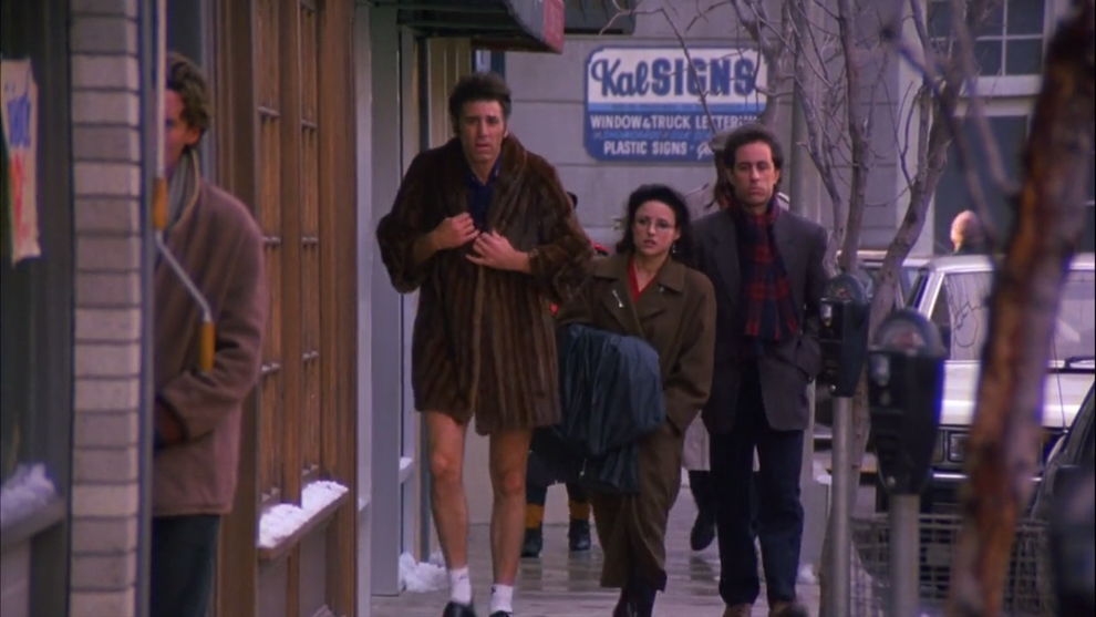 16 Sitcom Easter Eggs And Details That Are So Genius