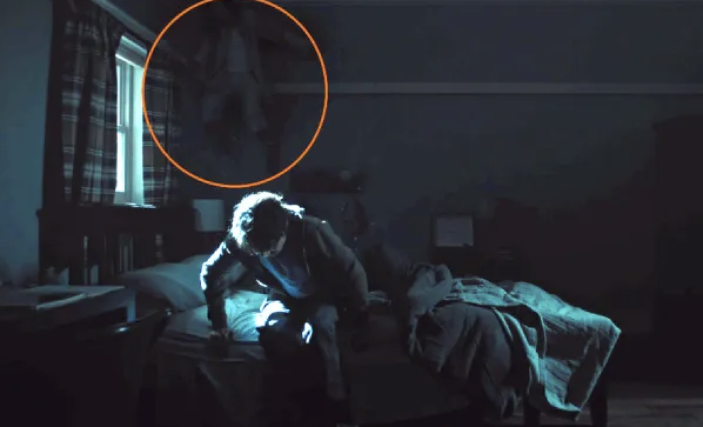 12 Unnerving Photos That Look Like Horror Movie Screenshots