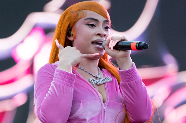 Watch Ice Spice’s ‘Baddie’ Mom Rap Along to “Deli” in Viral Clip | Complex