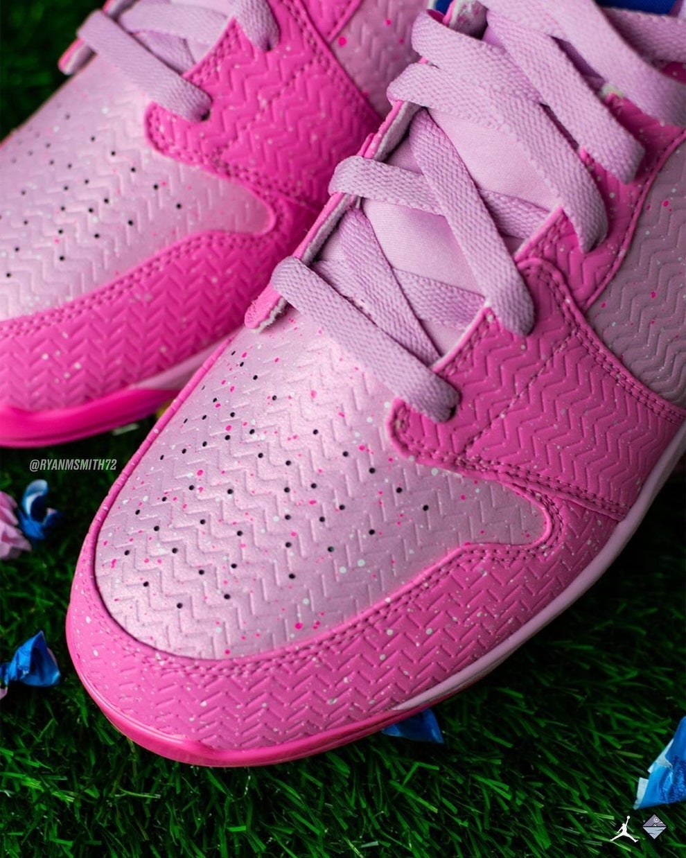 Aaron Judge Bubble Gum Inspired Air Jordan 1 Low Cleats | Complex