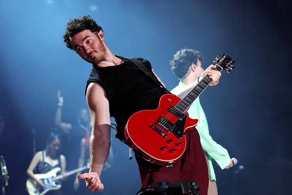 11 Celebs Who Have Surprisingly Ordinary Jobs Now