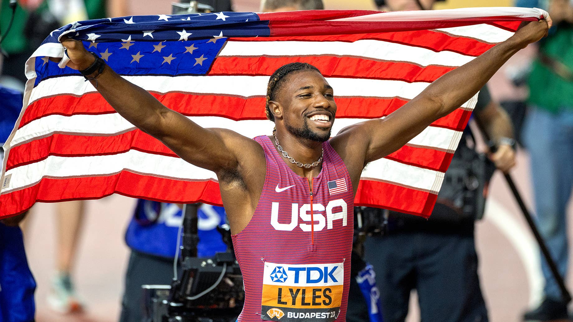 KD, Devin Booker, Drake and More Respond to Noah Lyles’ NBA ‘World ...