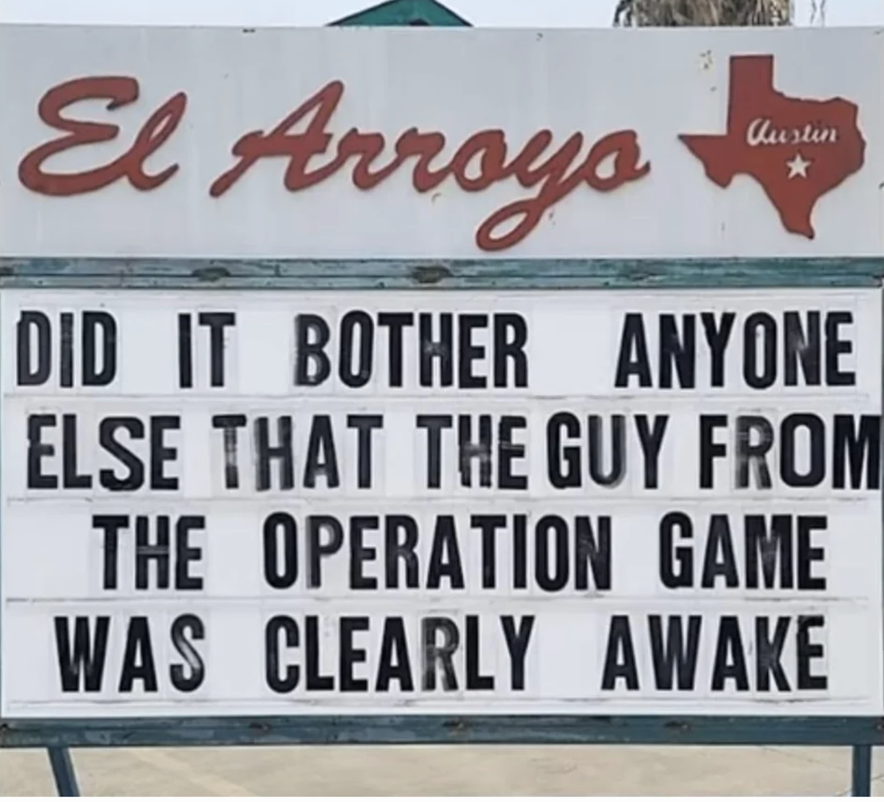 18 Funny Signs On Reddit That Made Me Laugh