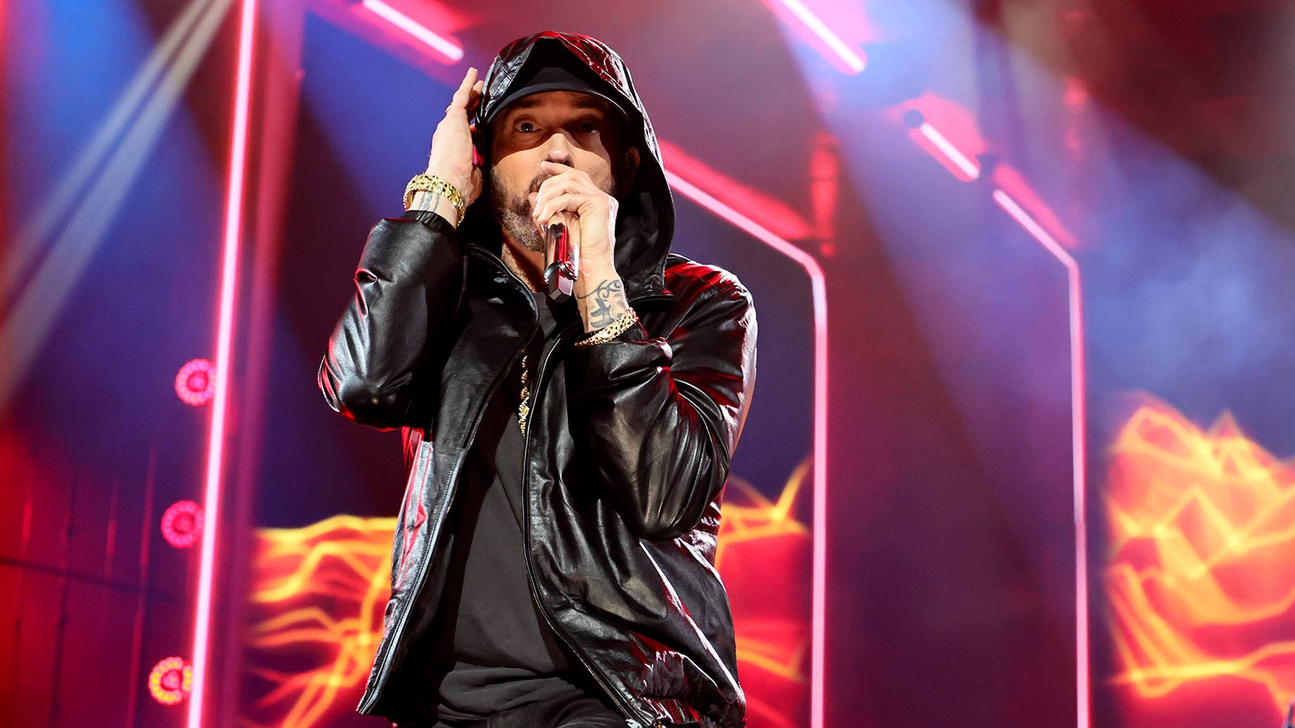 Eminem and Machine Gun Kelly Threatened by Jacksonville Shooter | Complex