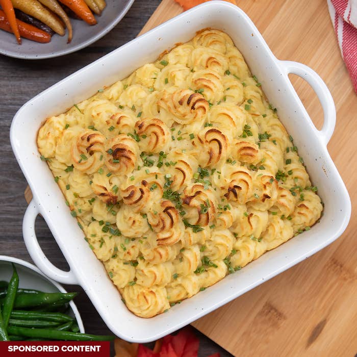 Cheesy Garlic Duchess Potatoes