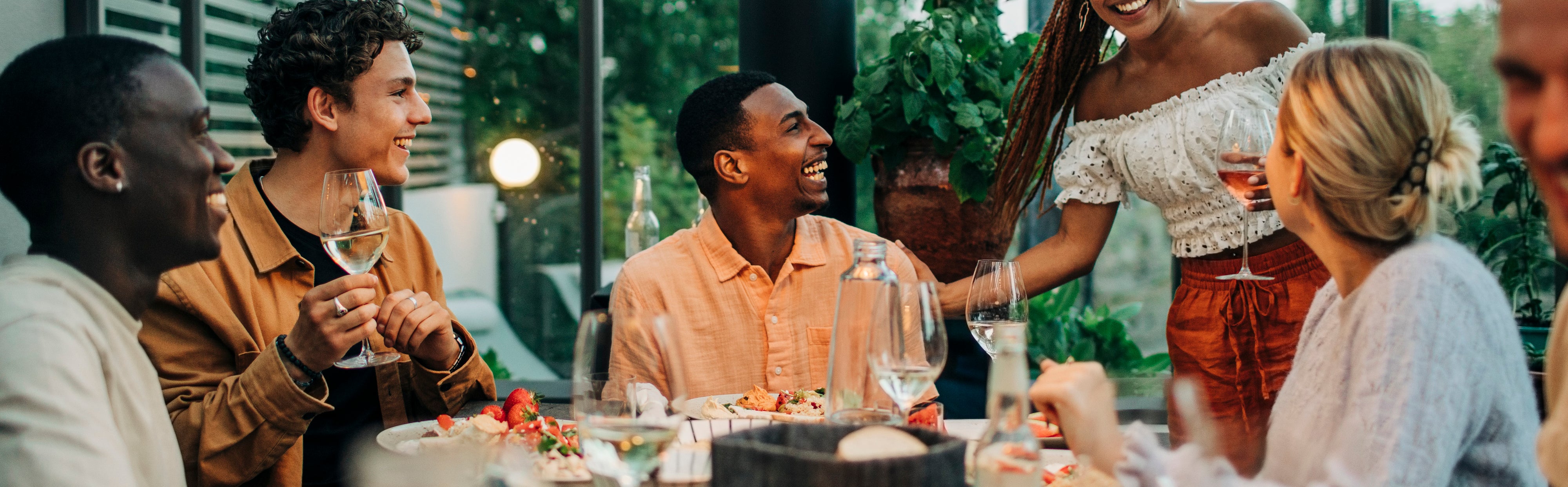 Boss Threatens Consequences After 47-Year-Old Declines Coworker Dinner