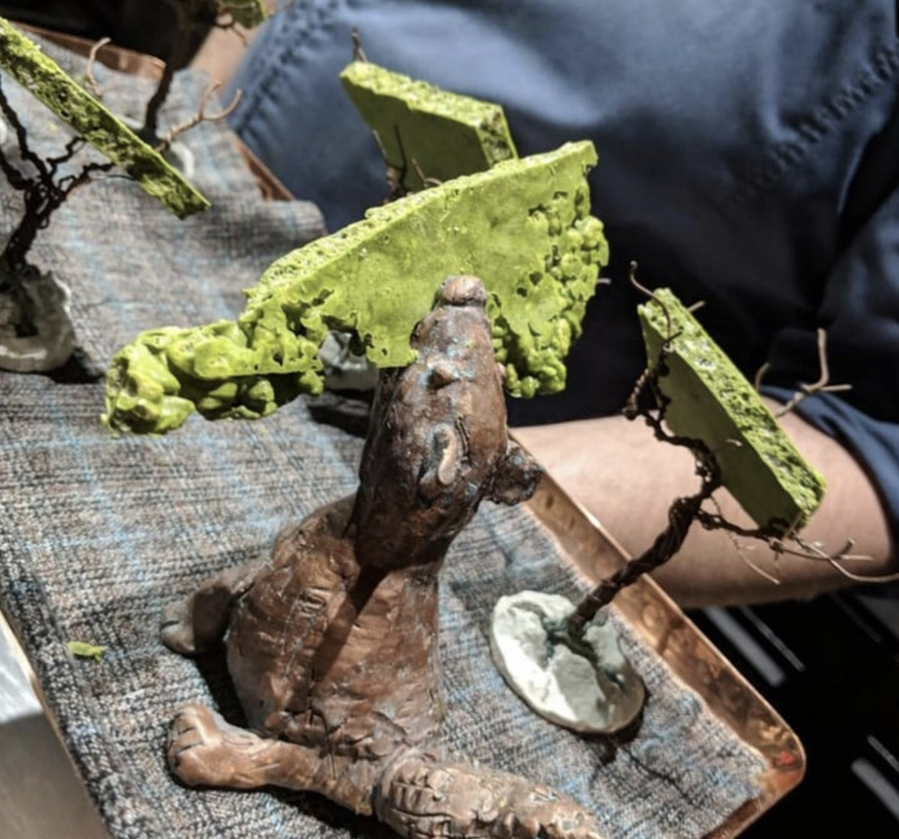 18 Photos Of Ridiculous Foods Served Without A Plate