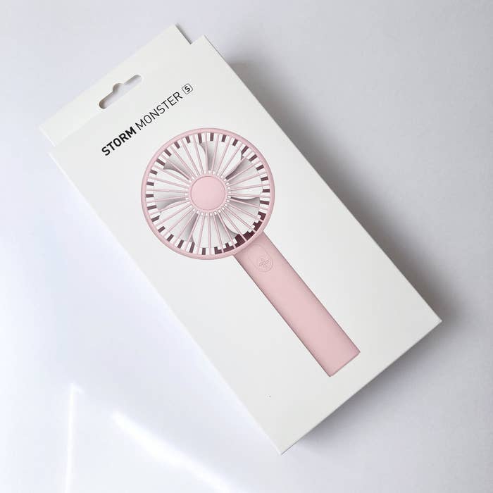 【画像・動画】ロフトで見つけた「ストームモンスター S」卓上でも使えて便利すぎる！