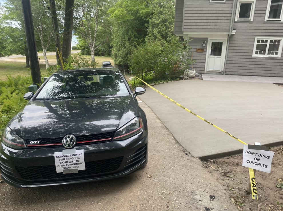 39 Self-Absorbed People Who Forgot That Others Matter