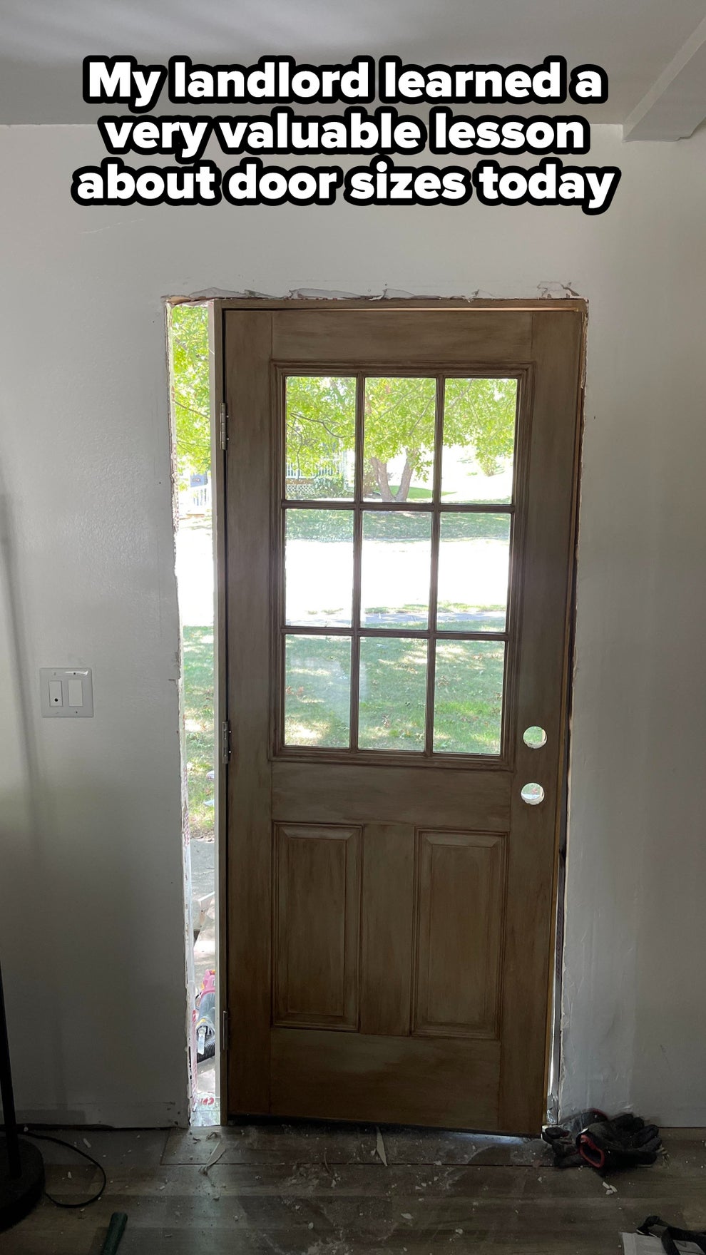 50 Absolutely Terrible Landlords Who Tried To Fix An Apartment And ...